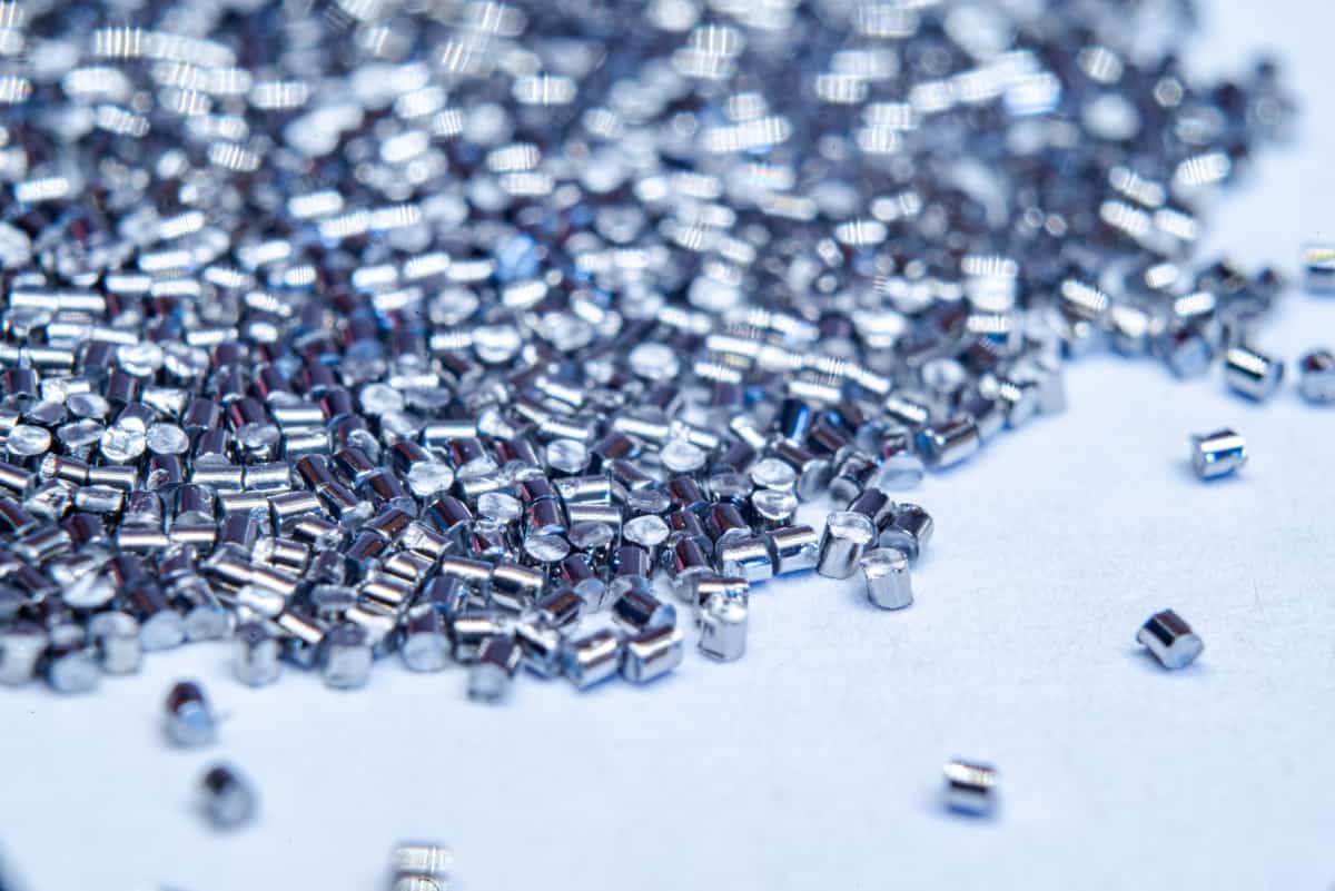 Ball segment valve for metal powder sintering processes