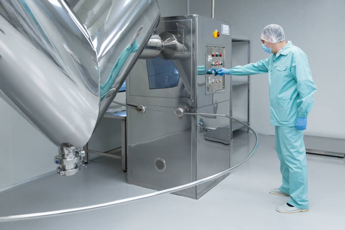 Ball segment valve for pharmaceutical excipient handling